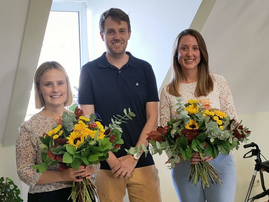 Ein Abschied und Neuanfang: Wir sagen Danke und willkommen!: Altenheim ...